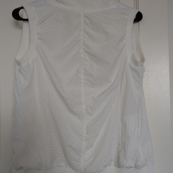 Lorna Jane | Jackets & Coats | Lorna Jean White Vest | Poshmark